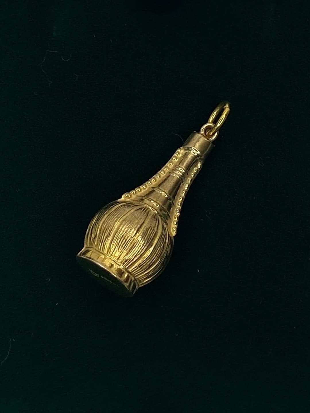 9carat Yellow Gold Carafe of Wine/ Wine Jug Charm - Etsy