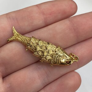 9ct Yellow Gold Moveable Fish Charm/pendant - Etsy