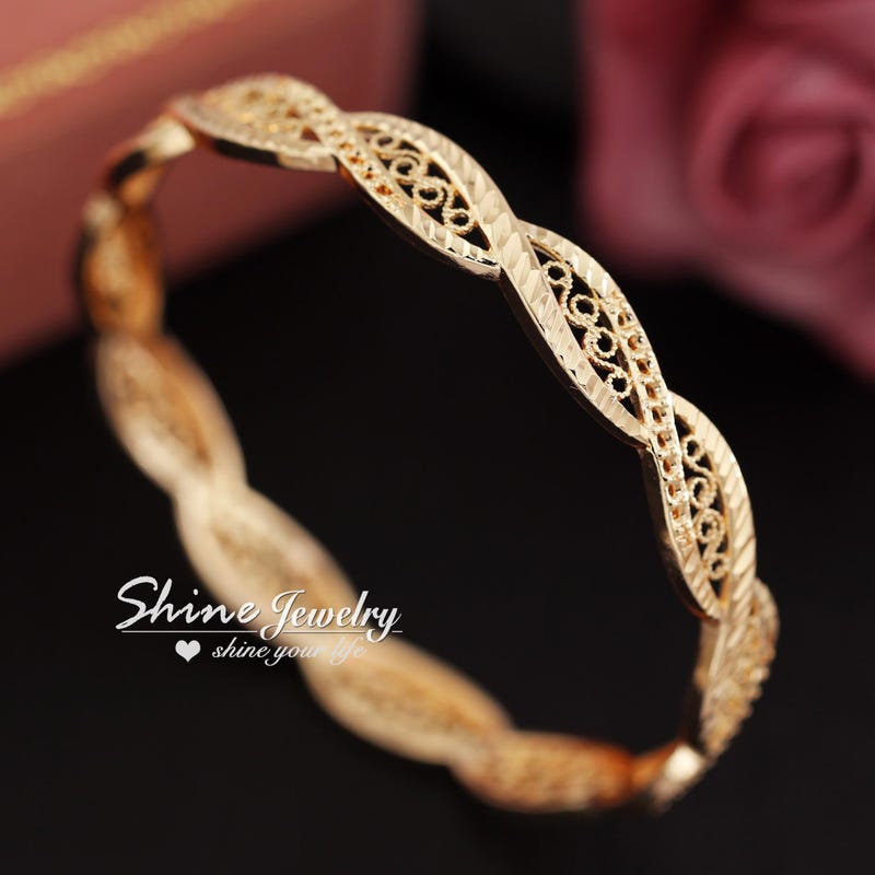 Gold Filigree Bangle - Etsy
