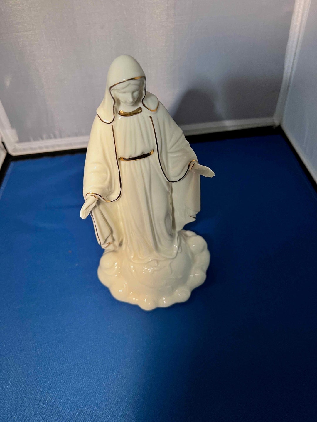 1999 Geo. Z. Lefton Madonna Music Box - Etsy