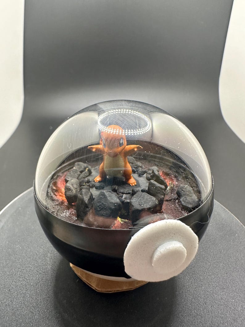 Charmander Pokeball Hand Made and Painted - Etsy