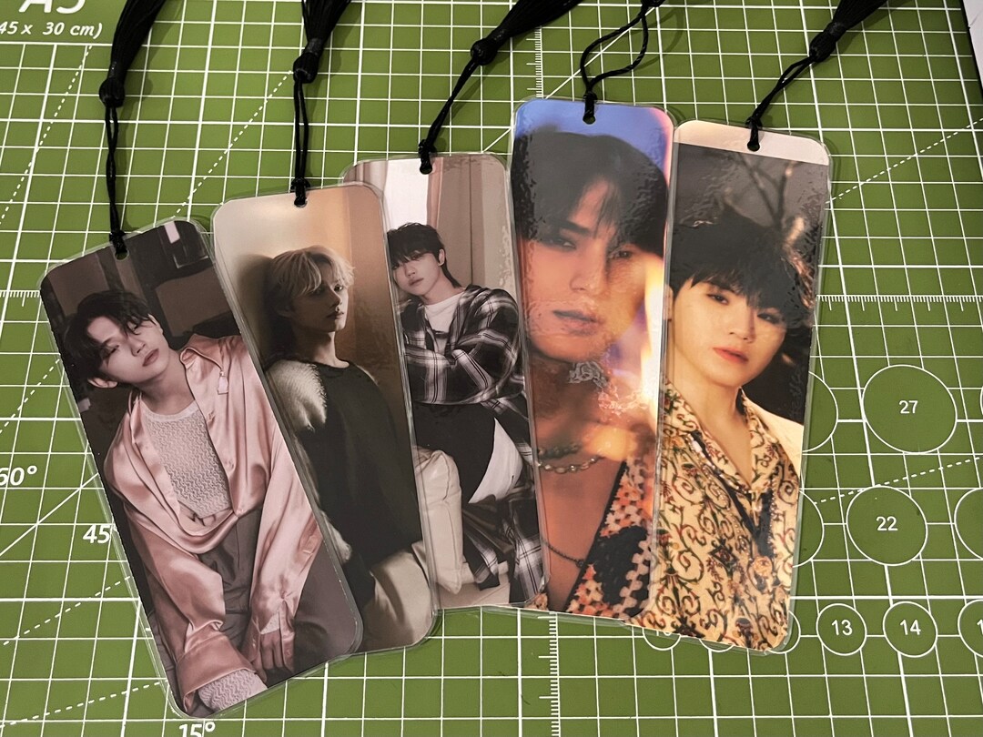 SVT Bookmark Random Bundles - Etsy