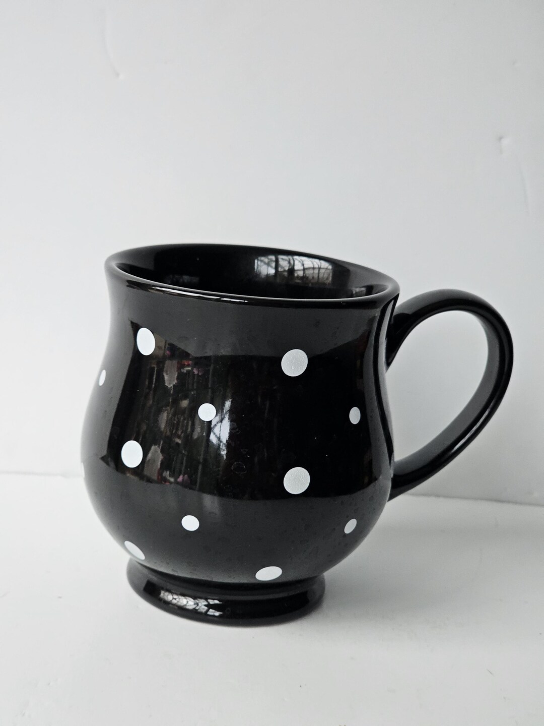 Temptations by Tara Black Polka Dot Series White Coffe Tea Mug Cup 16 ...