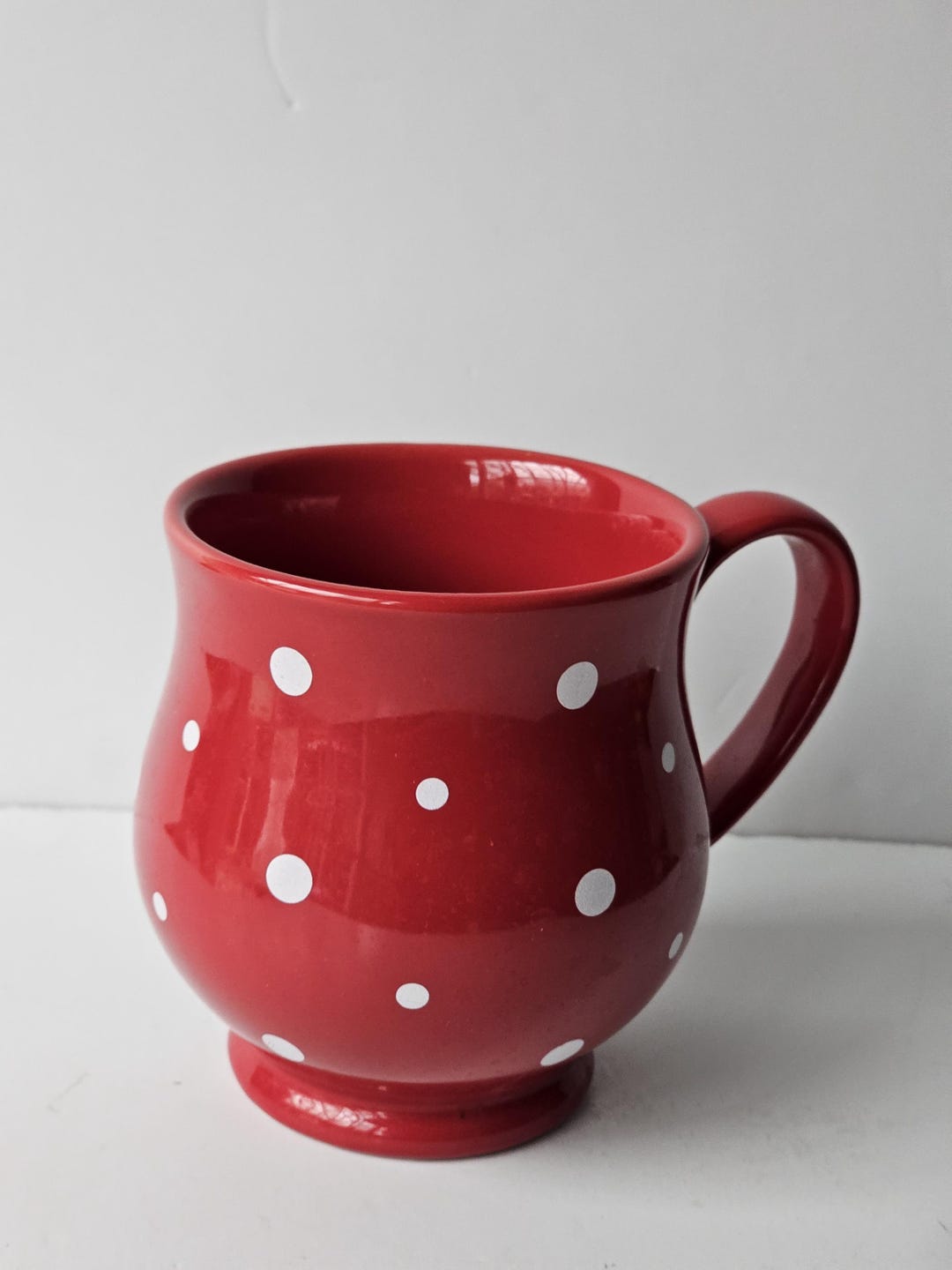 Temptations by Tara Red Polka Dot Series White Coffe Tea Mug Cup 16 Oz ...