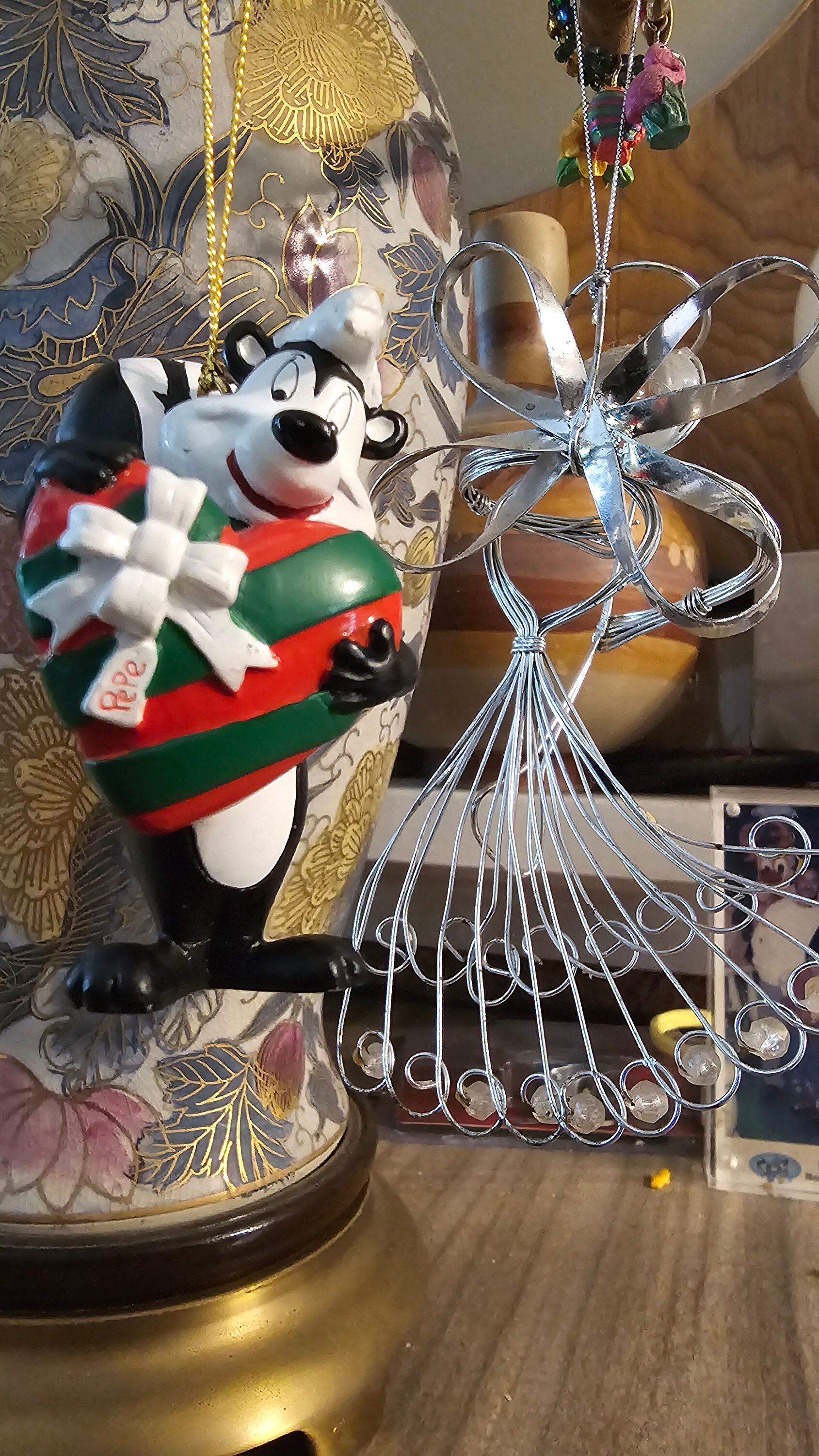 Rare Pepe Le Pew 1998 Christmas Ornament Figurine - Etsy