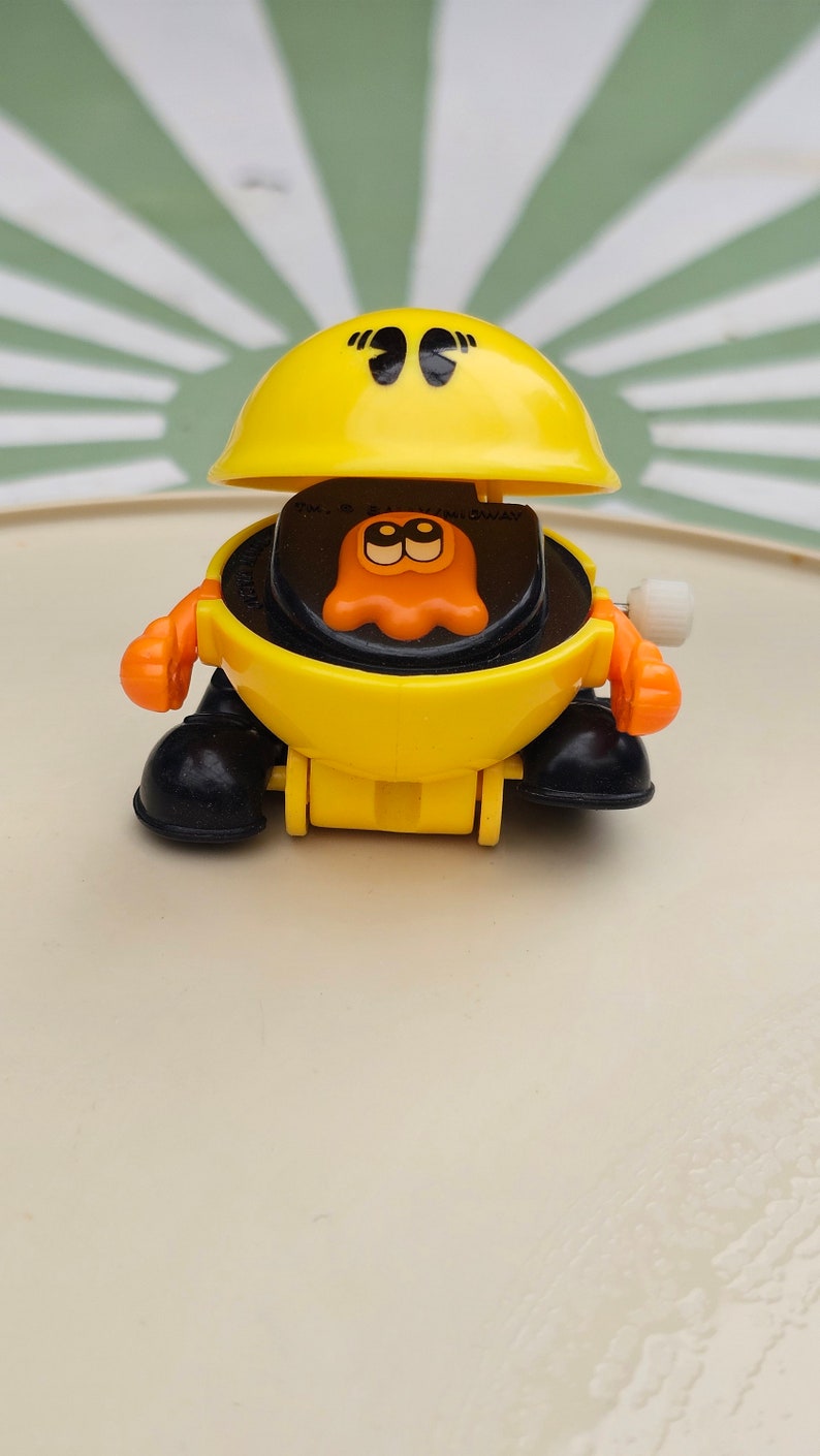 Vintage Pac-man Wind up Toy Figure Russ Berrie Bandai Tomy 1984 Arcade ...