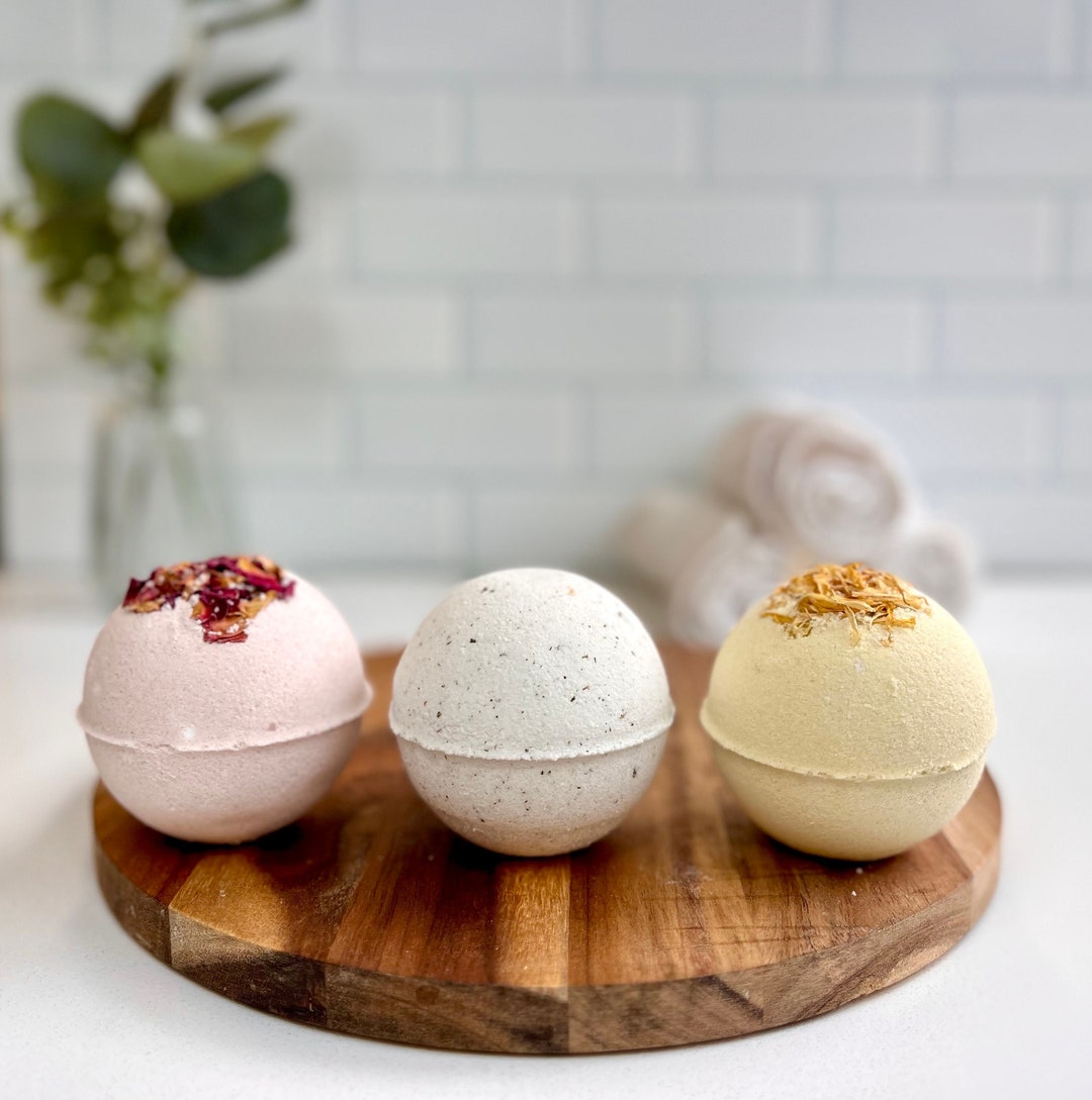 Natural Bath Bomb - Essential Oil Bath Bomb - Vegan Bath Bomb - Gift ...