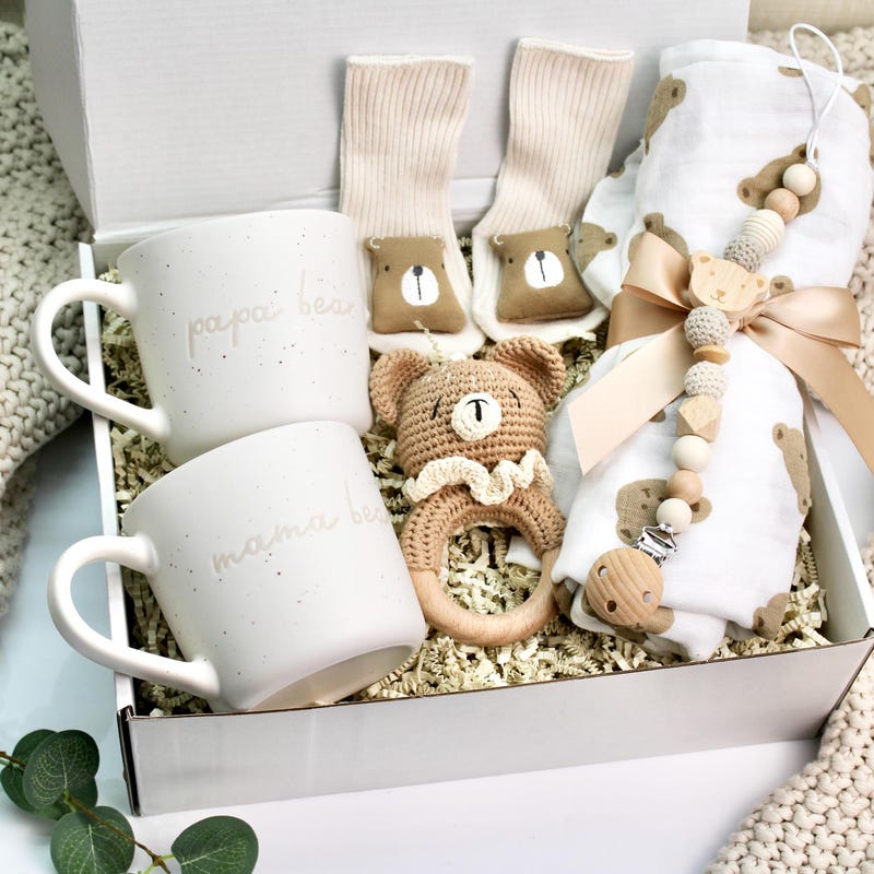 Gifts for New Parents Box - 60+ Gift Ideas for 2025