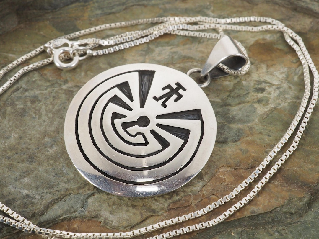 Vintage Hopi Sterling Silver Man in the Maze Pendant Necklace 20 - Etsy