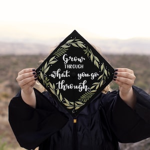 Embroidered Wreath Graduation Cap Topper | Grad Cap Decoration Topper ...