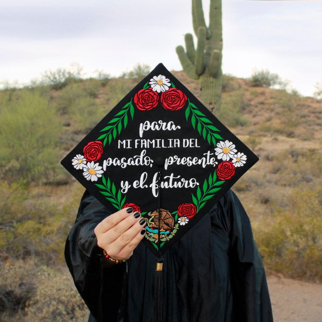 Custom Embroidered Graduation Cap Topper | Personalized Grad Cap ...