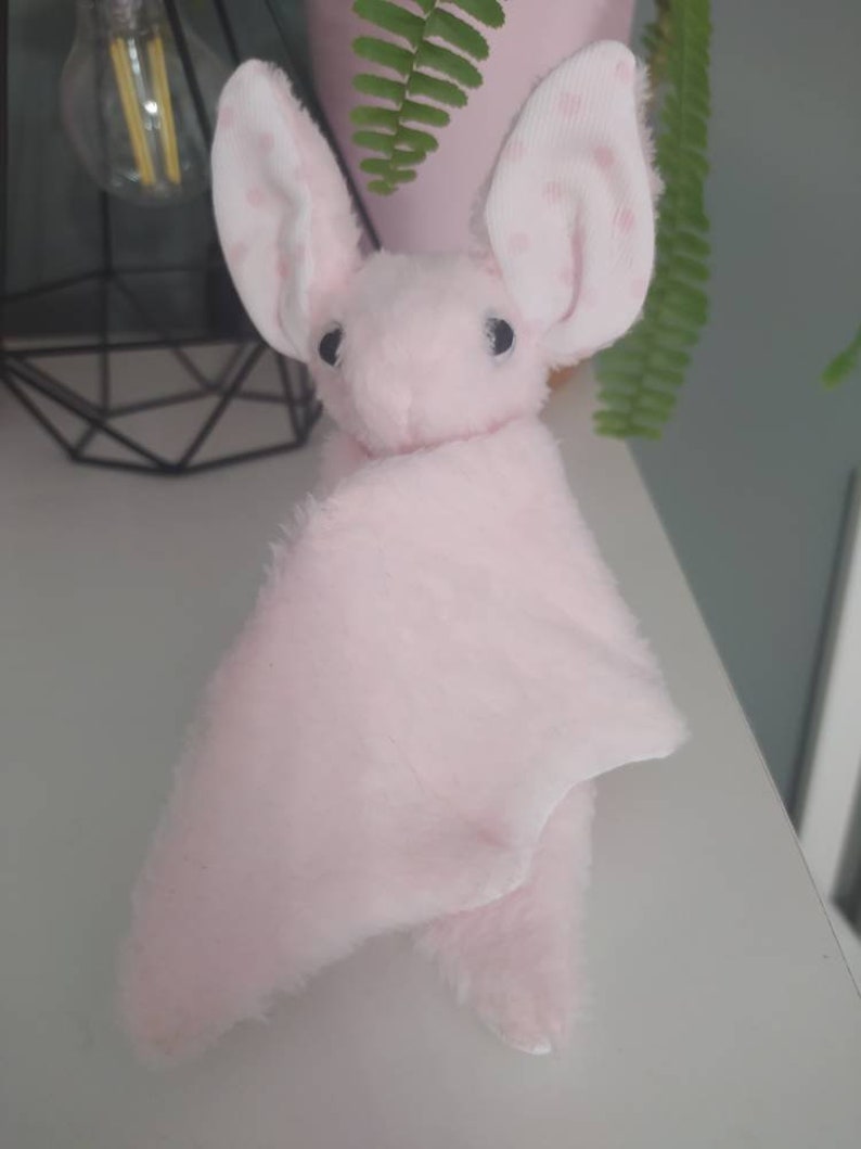 Bat Plushie pink - Etsy