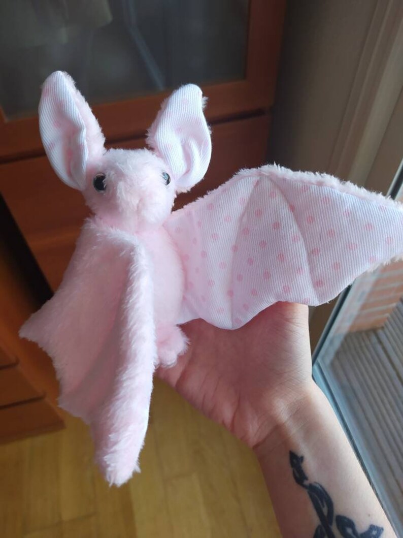 Bat Plushie pink - Etsy
