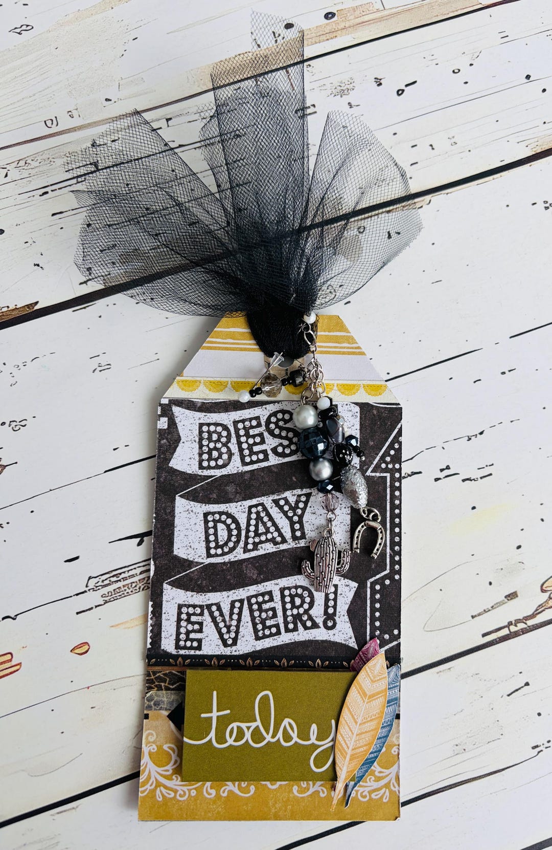 Best Day Ever Glue Tip Dangle - Etsy