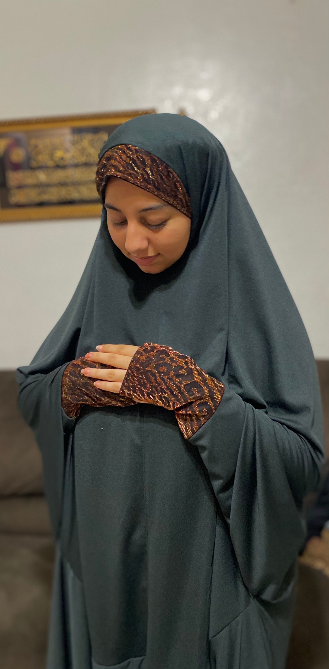 Islamic Prayer Clothing / Prayer Isdal / Khimar / Muslim Woman Prayer ...