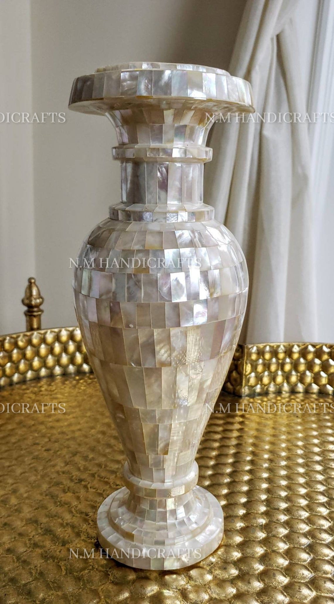 Mother of Pearl Flower Vase, Mop Shell Inlaid, Eye Catching Flower Vase ...
