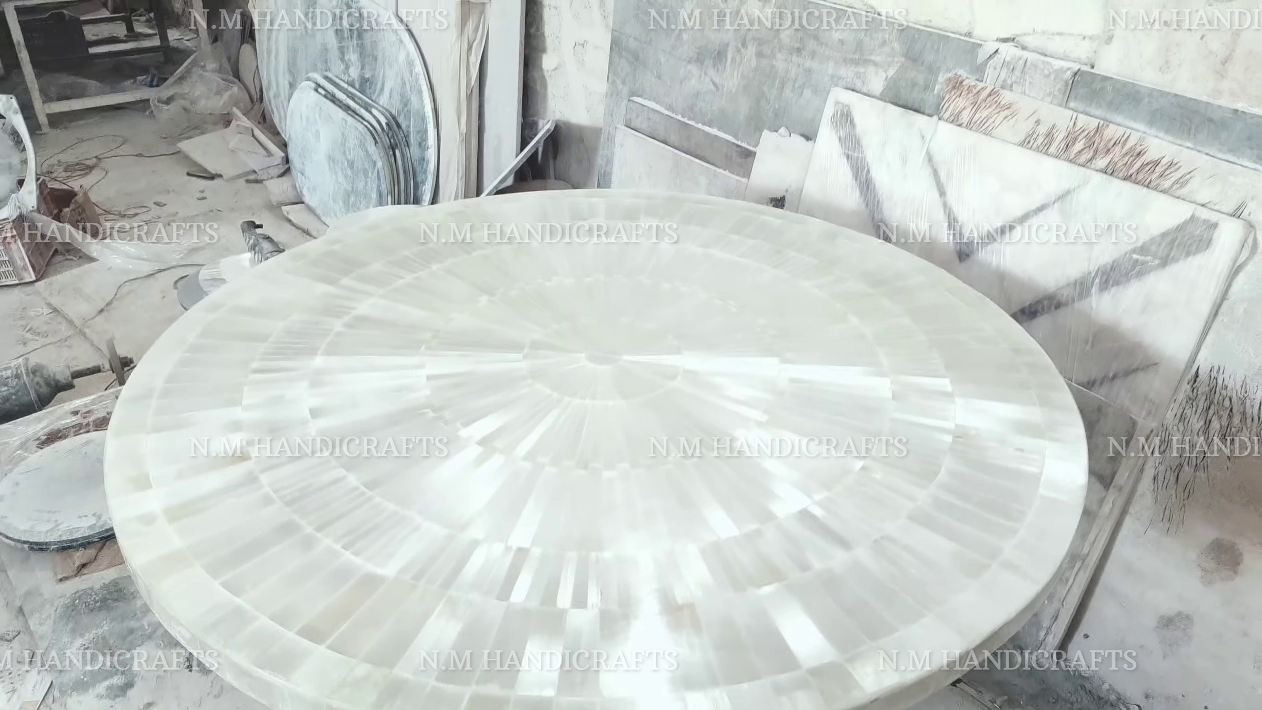 Natural Selenite Stone Sunburst Table Top, Selenite Coffee Table ...