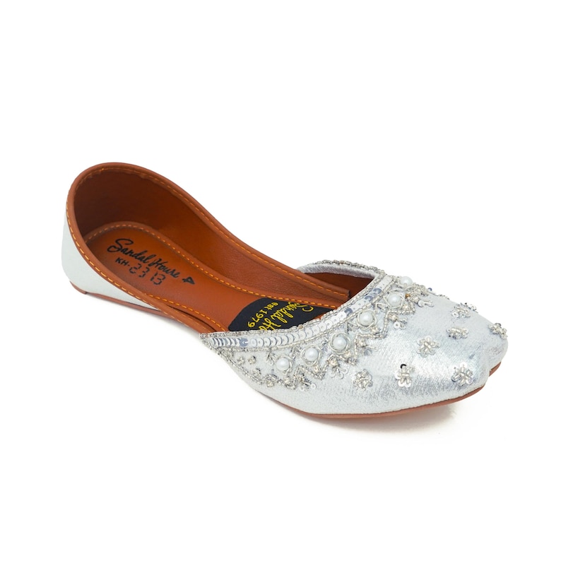 Layla Handmade Ladies Pakistani Indian Khusa Sandal | Sequin and Pearl ...