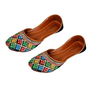 Multicoloured Handmade Mehndi Khussa Sandals | Comfortable Punjabi ...