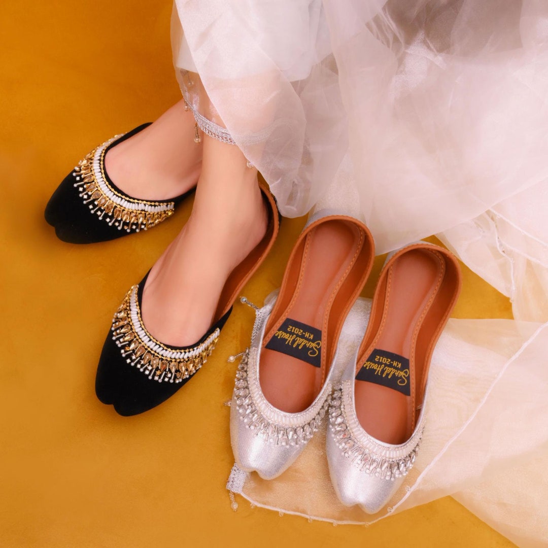 Handcrafted Ladies Pakistani Indian Khusa Sandal Diamonte and Pearl ...