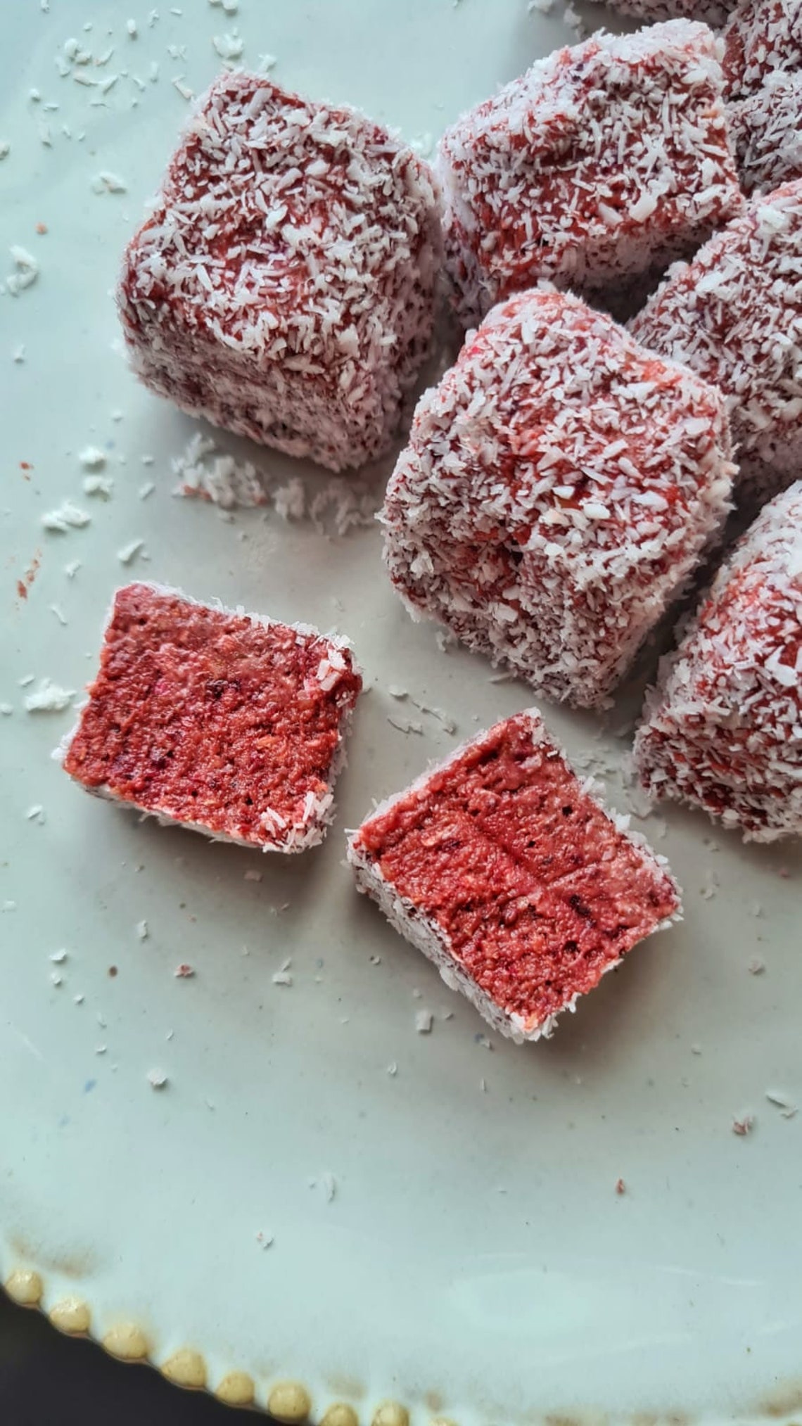 Easy Lamington Squares Recipe, Healthy Cake, Raw Vegan Cake, Vegan ...