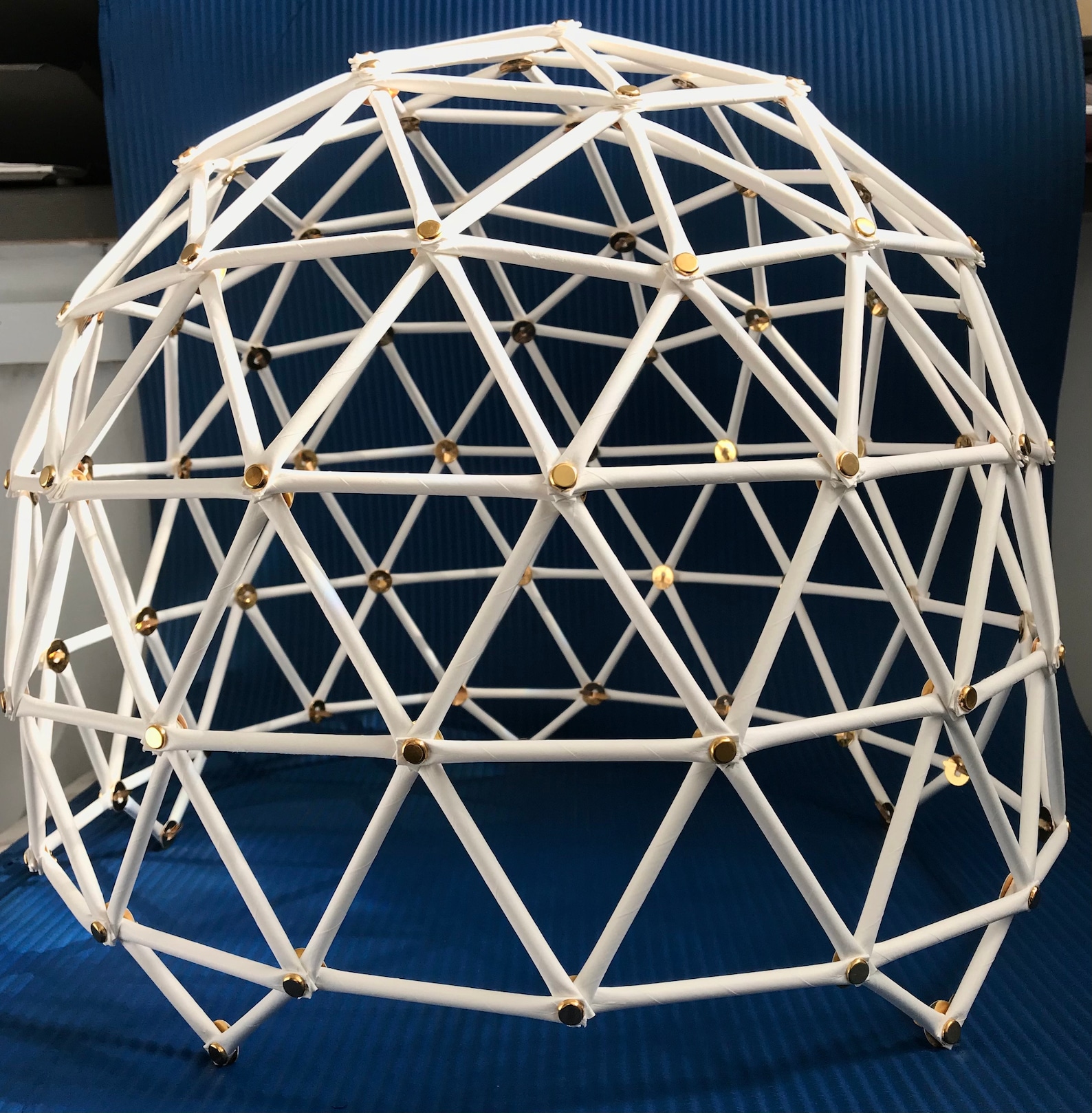 Geodesic Dome Model 3v 5/8 Silo Tabletop Kit (16-1/2" Diameter X 13 ...