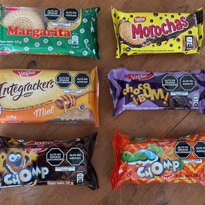 Peruvian Candy Box With Assortments Chocolates, Cookies & Candies ...