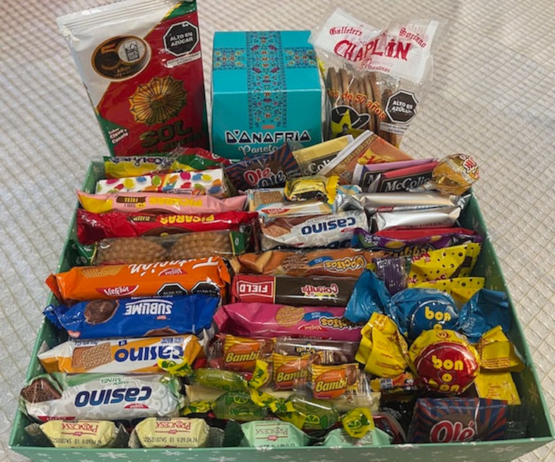 Peruvian Candy Box With Assortments Chocolates, Cookies & Candies ...