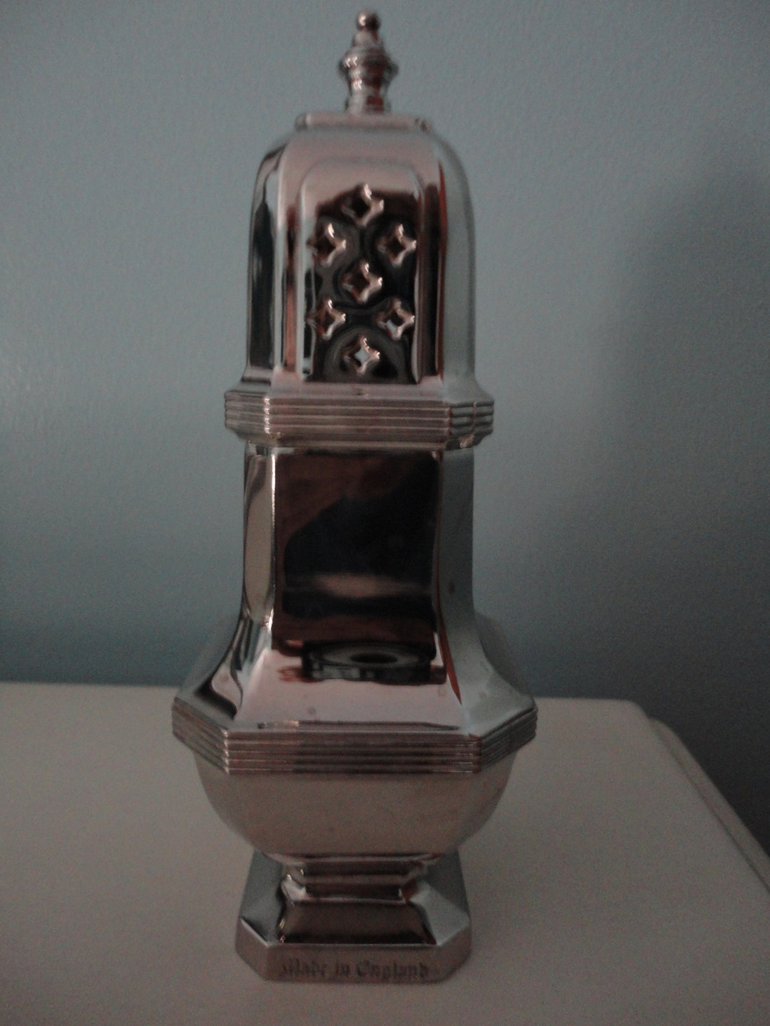 Vintage Sugar Shaker " Muffineer ", Signed Made in England. 7.5" Tall 3 ...