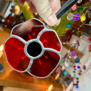 Stained Glass Poppy Suncatcher … Remembrance Poppy - Etsy UK