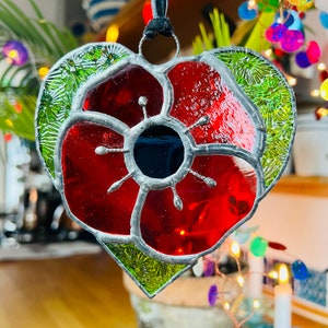 Stained Glass Poppy Heart Suncatcher … Remembrance Poppy - Etsy UK