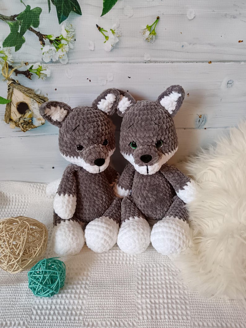 Lobo de crochet - Etsy España