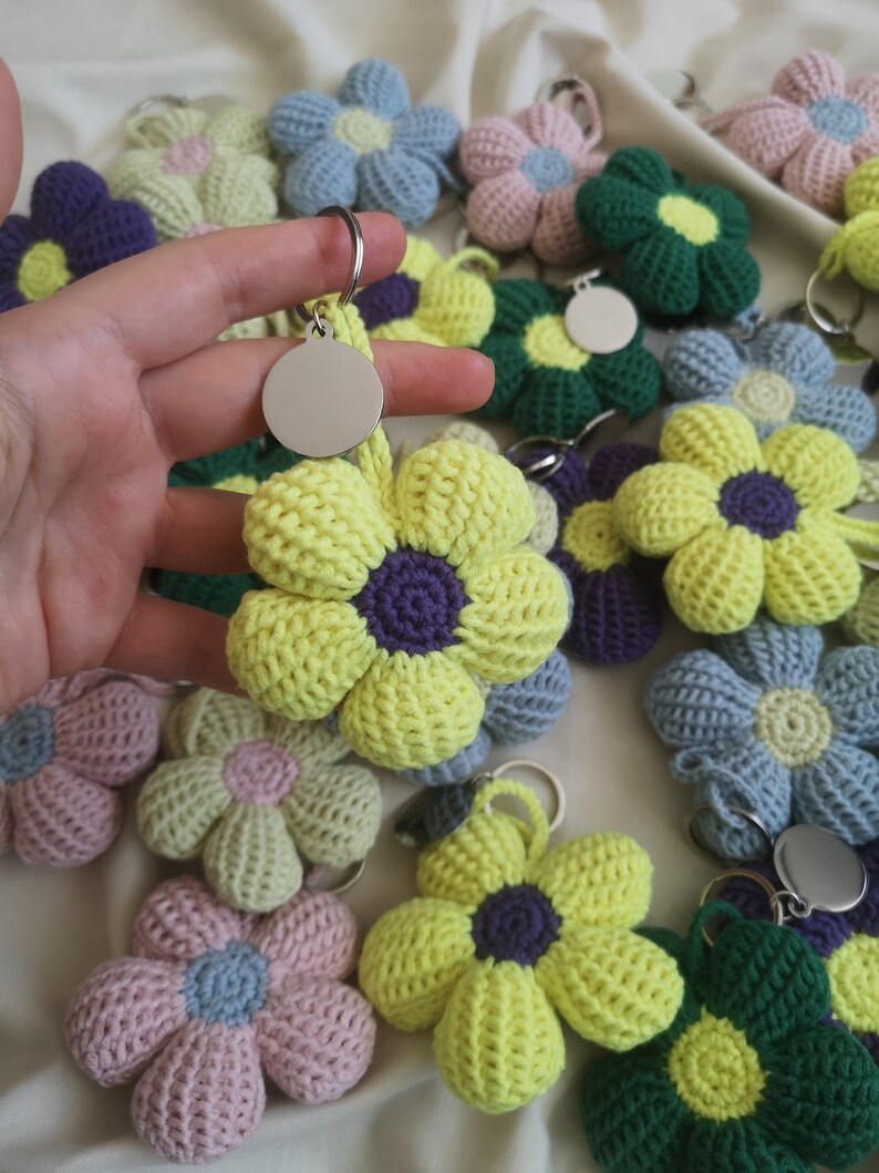 Handcrafted Crochet Daisy Keychain soft Fiberfill silver Stainless ...