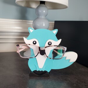 Fox Glasses Holder Doubling as Sunglasses Stand Makes an Amazing ...