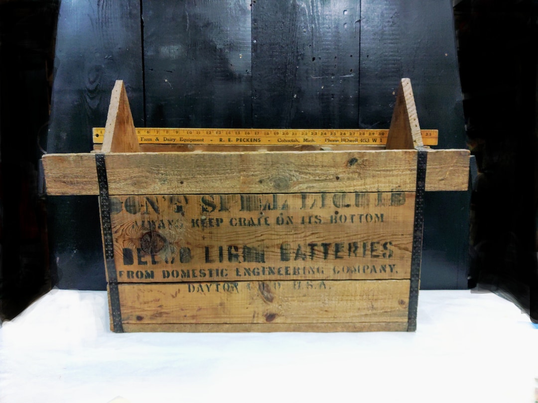 Antique Wood Automotive Advertising Shipping Crate Vintage Delco Light ...