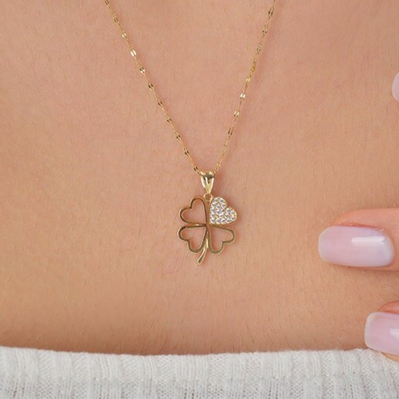 Clover Necklace - Etsy