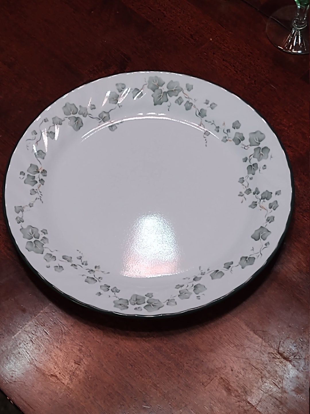 Corelle Green Ivy W/green Trim Dinner Plate - Etsy