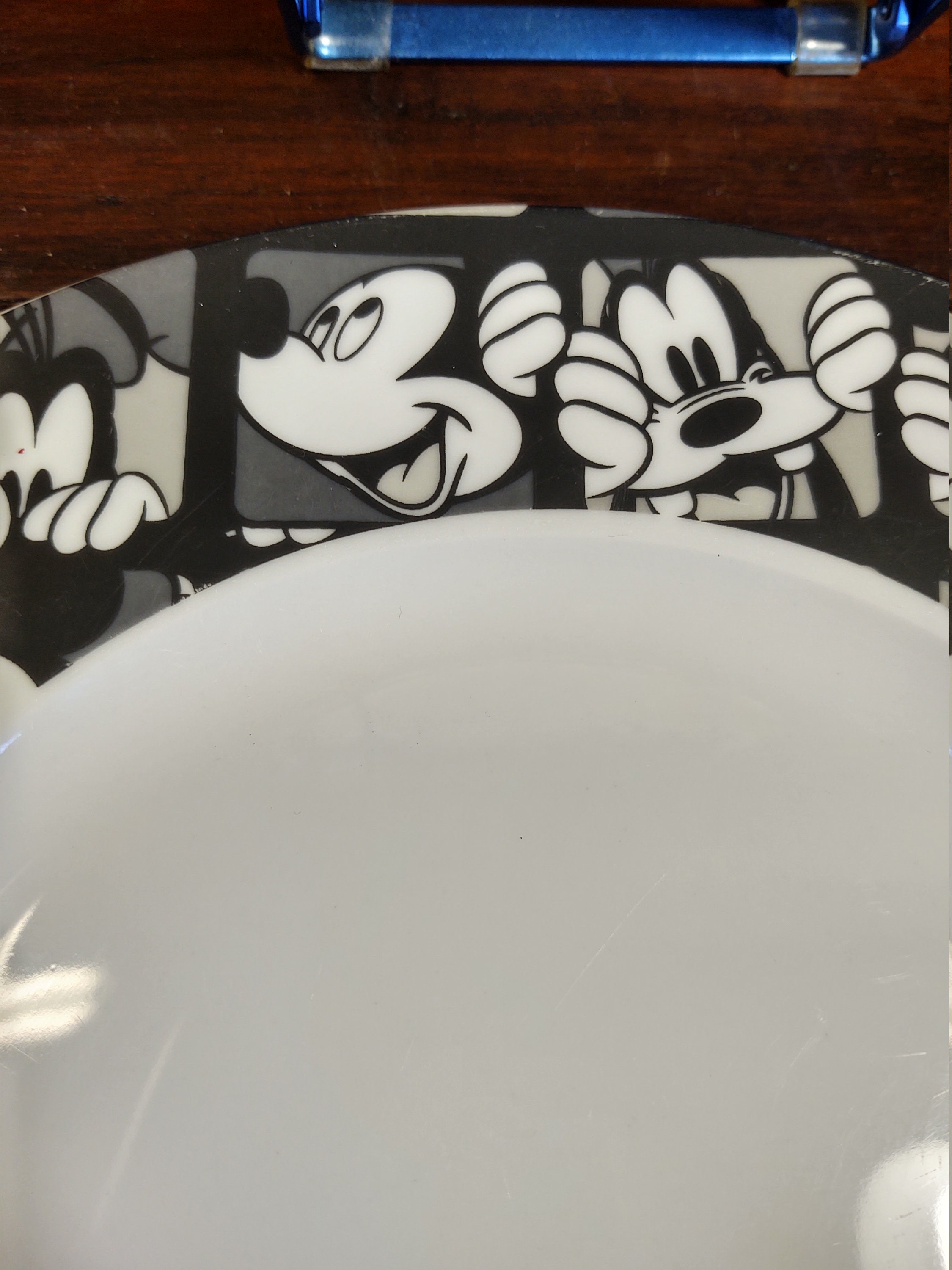 Disney Mickey Mouse and Goofy Plates Set of 4 - Etsy