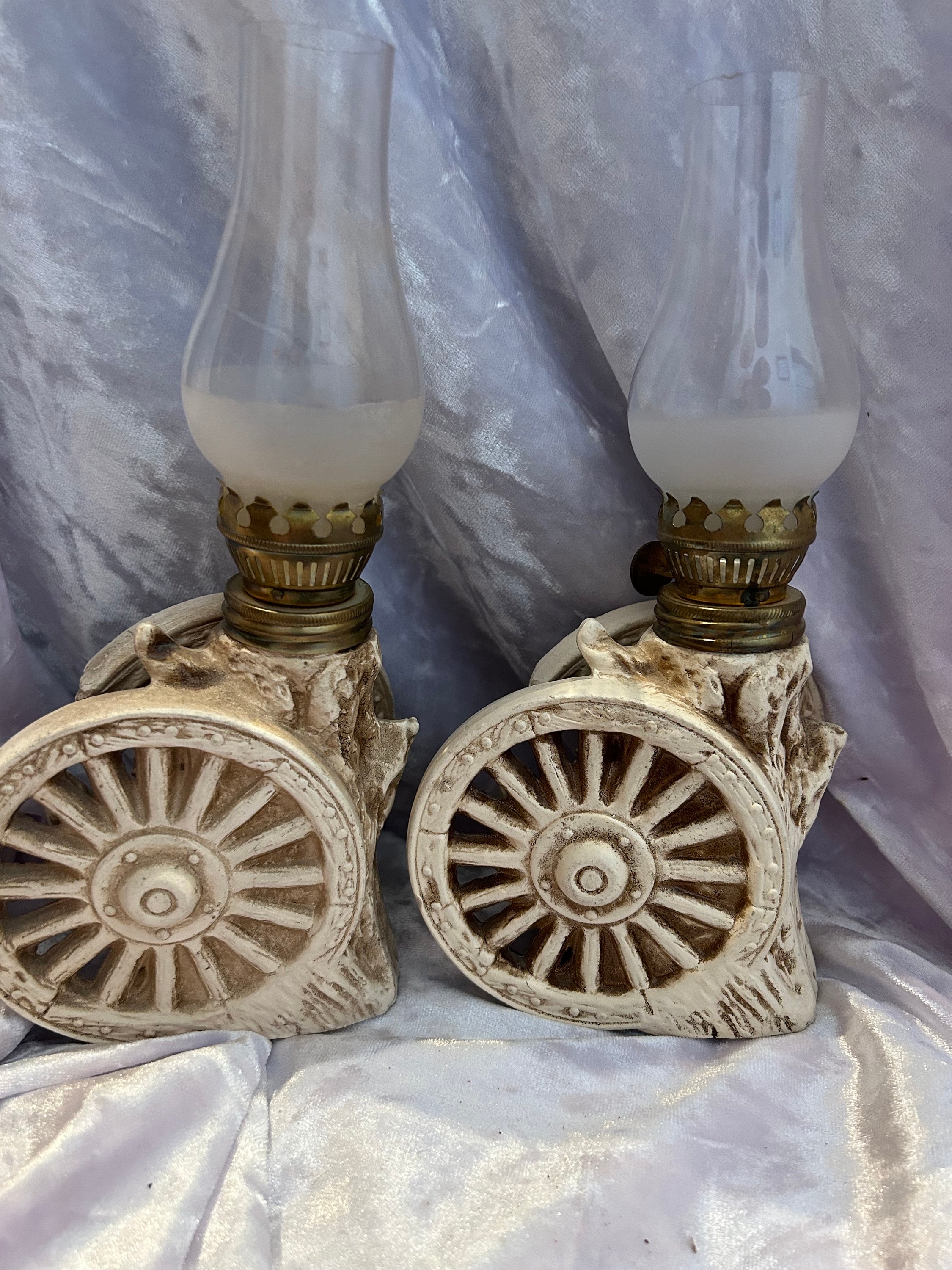 Vintage Wagon Wheel Oil Lamps - Etsy