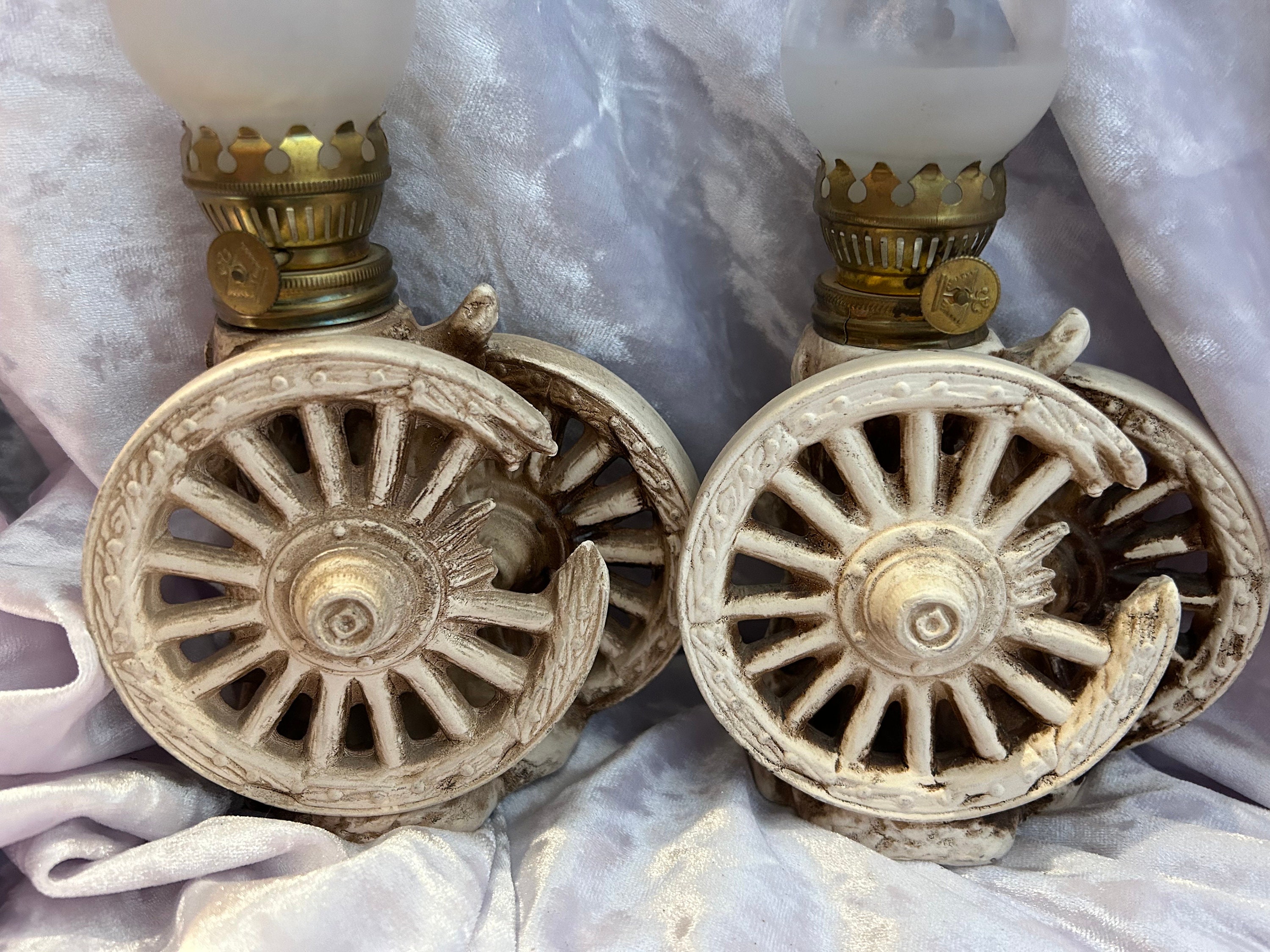 Vintage Wagon Wheel Oil Lamps - Etsy