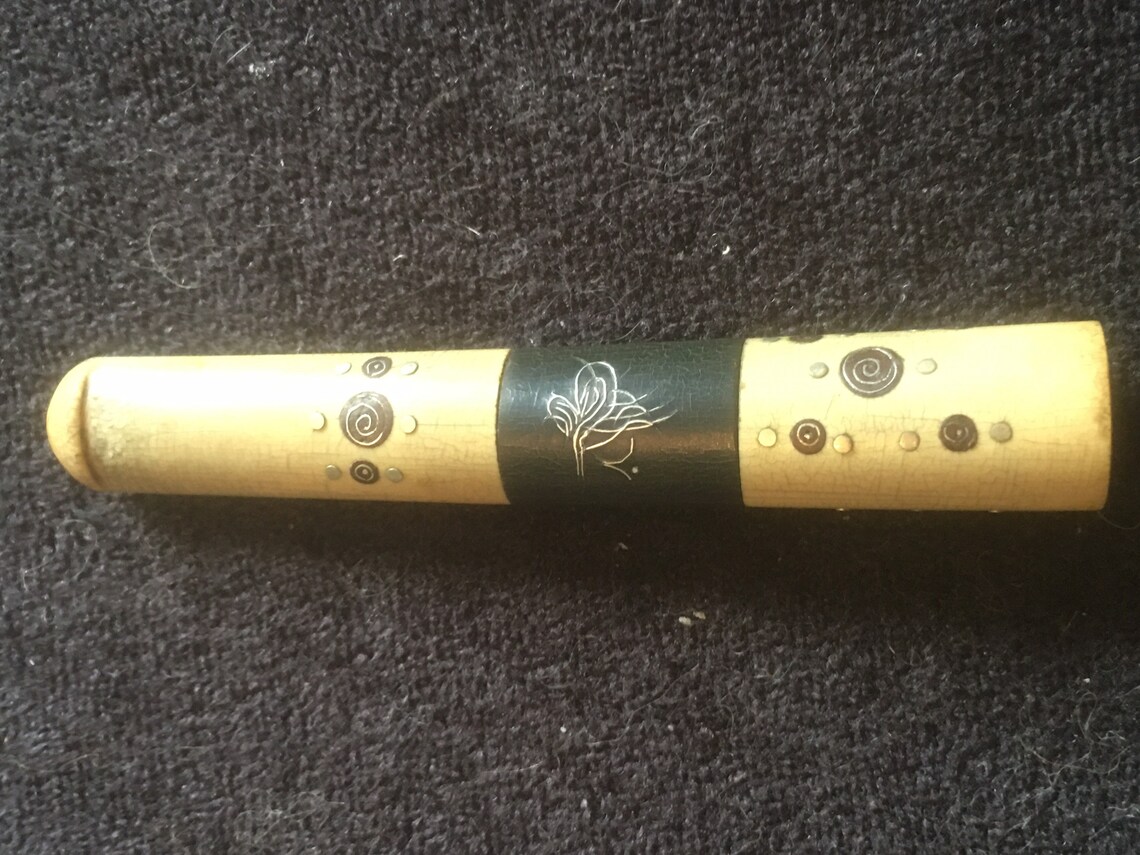 Antique Extra Large Meerschaum Cigarette Holder With Inlaid Silver Wire ...