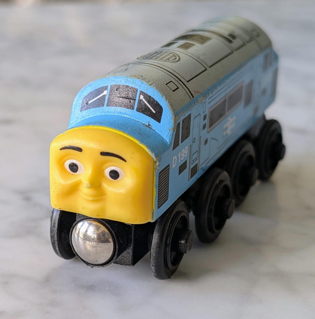 Thomas Tank Engine & Friends Wooden Railway D199 Diesel Magnetic Train ...