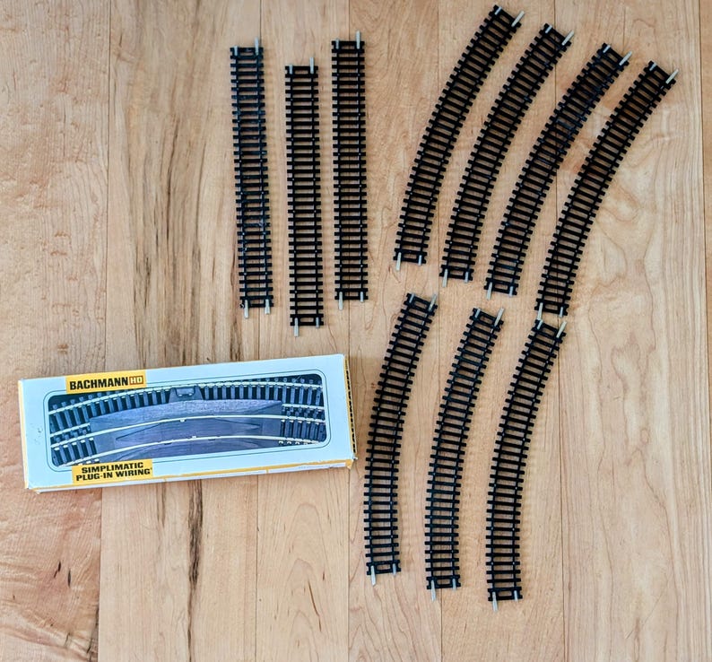 Bachmann HO Gauge Track Set Steel Item 44-2771 Curved and Straight ...