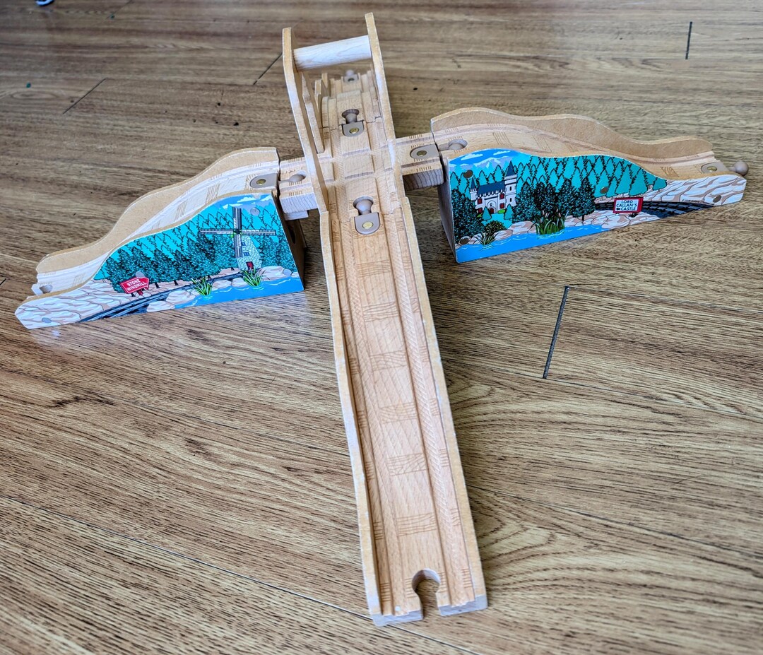 Thomas the Tank Engine and Friends 4-in-1 Mountain Crossing Wooden ...