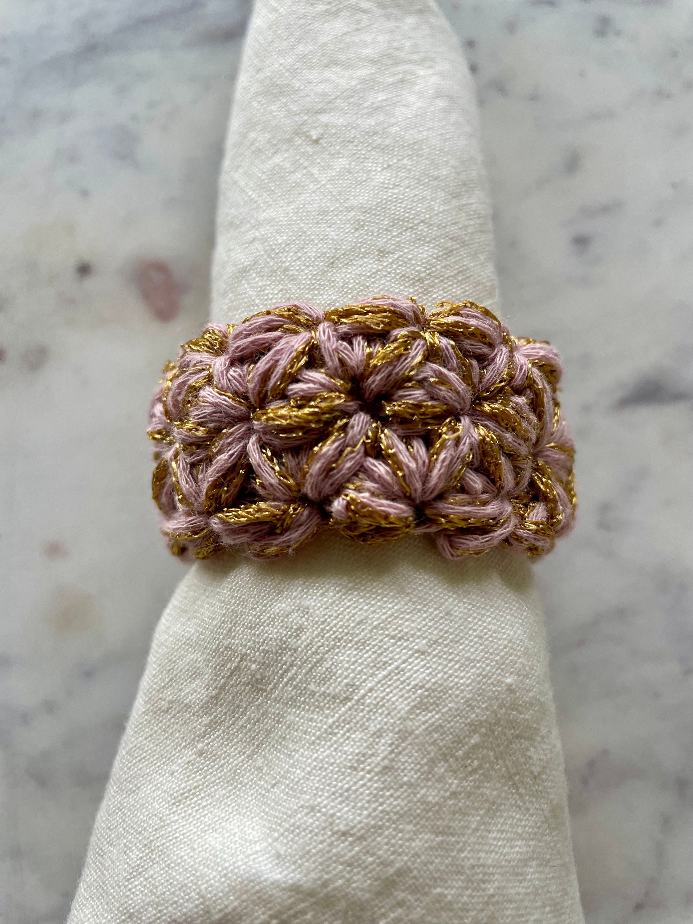 Jasmine Stitch Napkin Rings, Crocheted, Set of 4 - Etsy