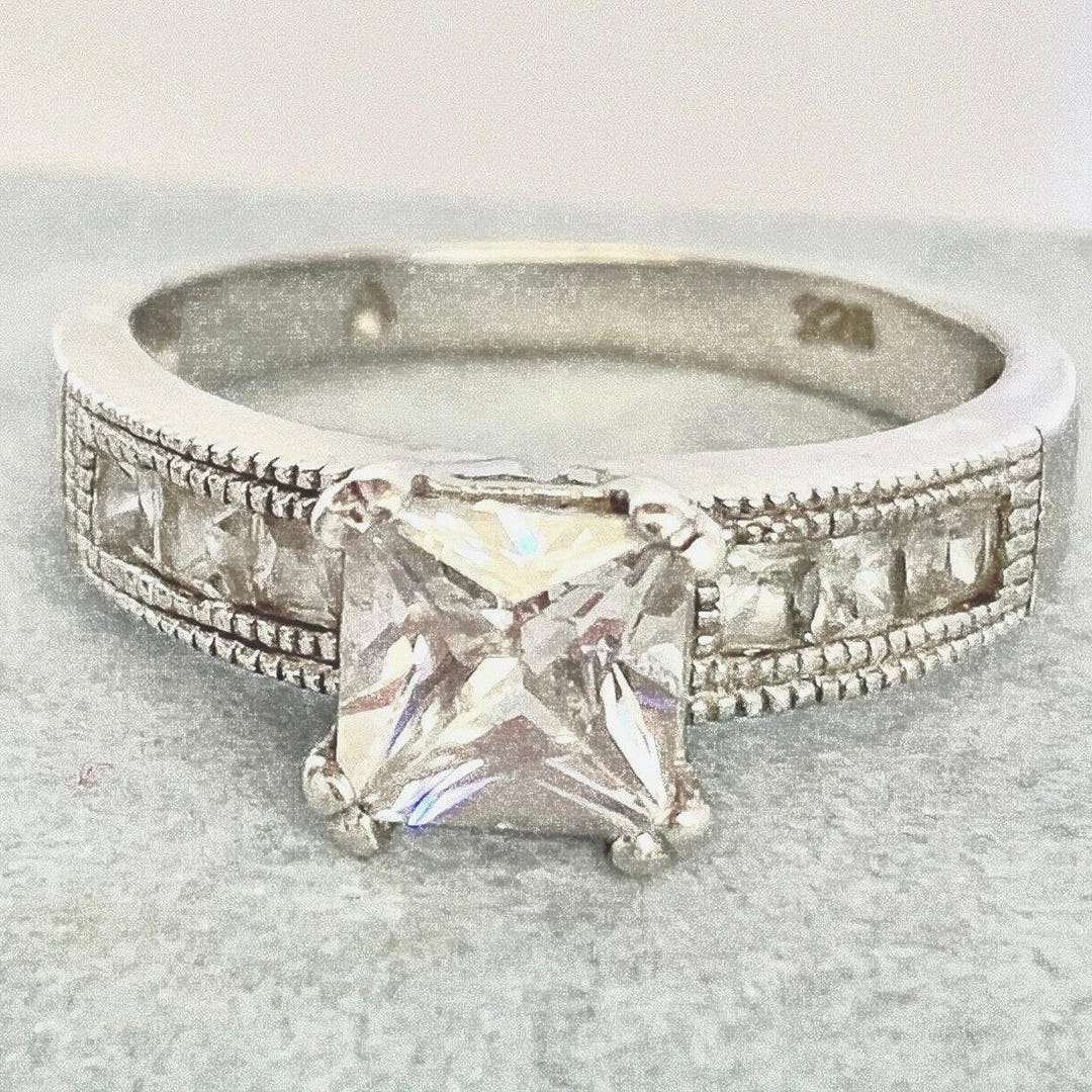Vintage 925 Sterling Engagement Ring Cubic Zirconia Solitaire Size 8.75 ...