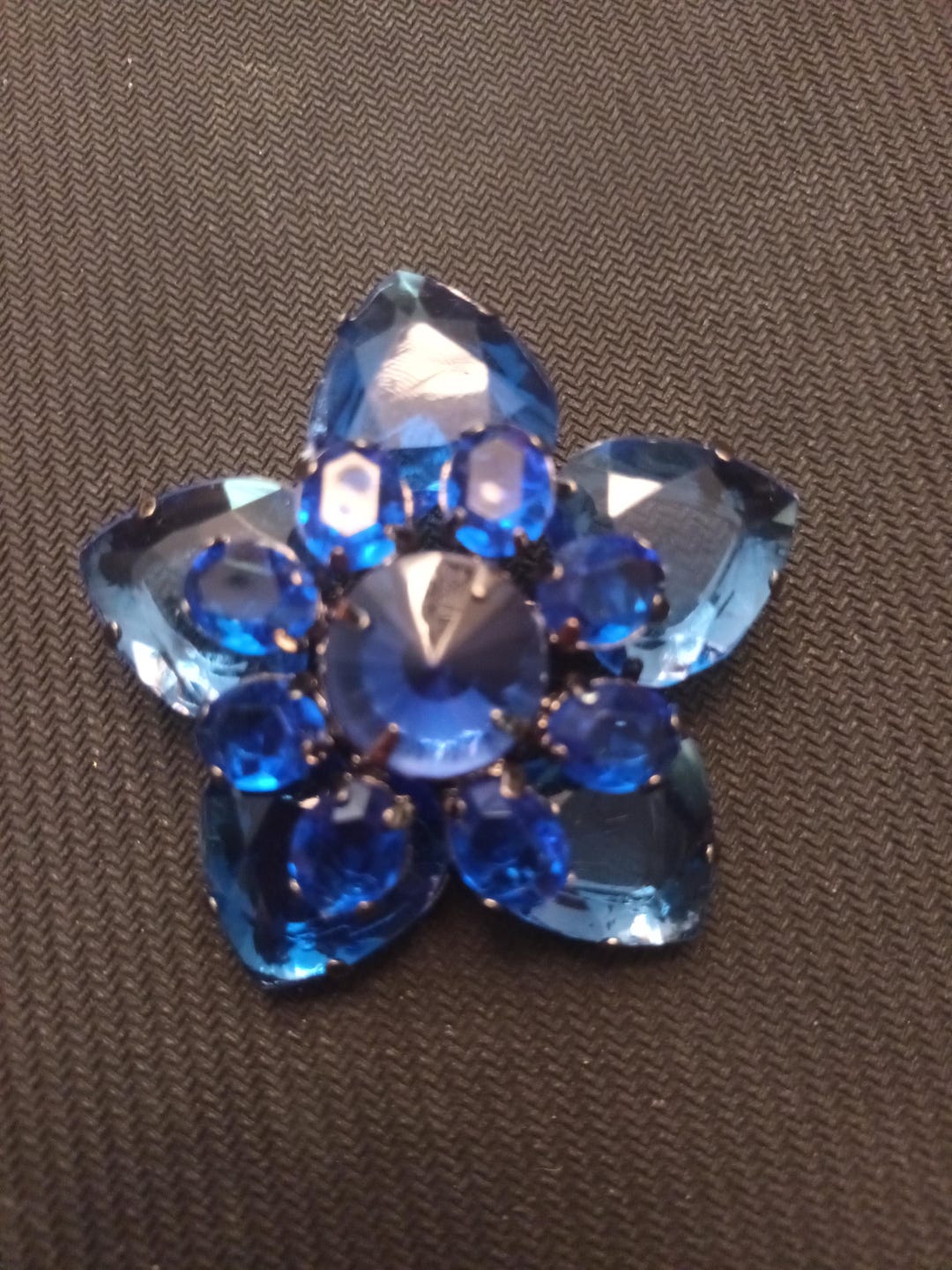 Cobalt Blue Star Brooch in Black Setting - Etsy