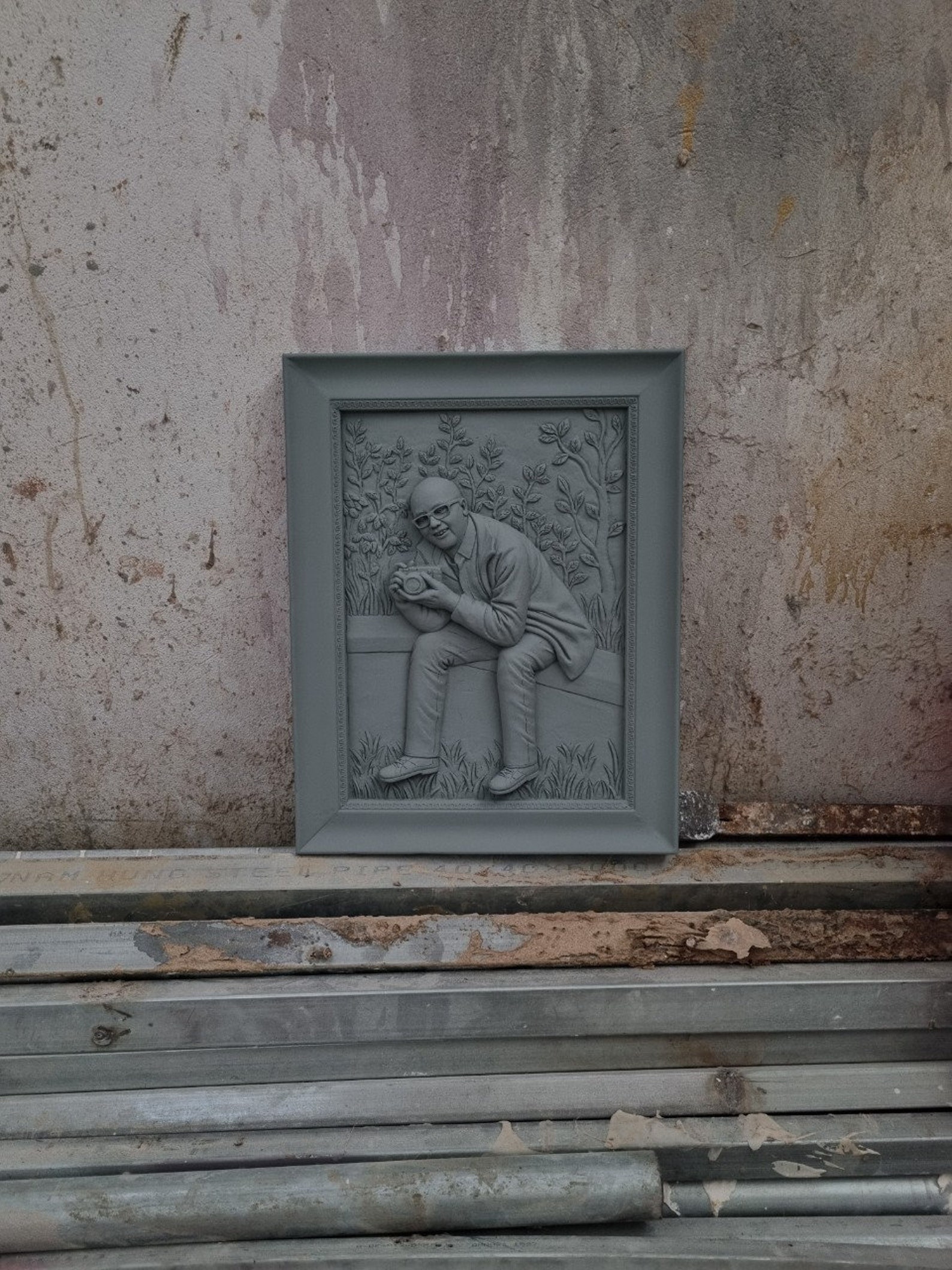 Handcrafted Hyper-realistic Portrait Frame: Personalized Composite ...