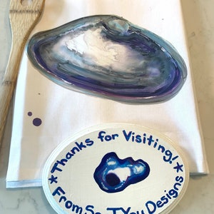 Clam Shell Tea Towel - Etsy