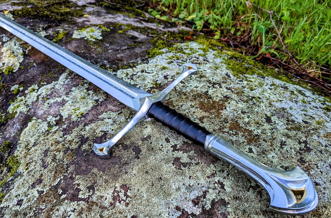 Wooden Painted Andúril Flame of the West Sword of King Aragorn Wooden ...